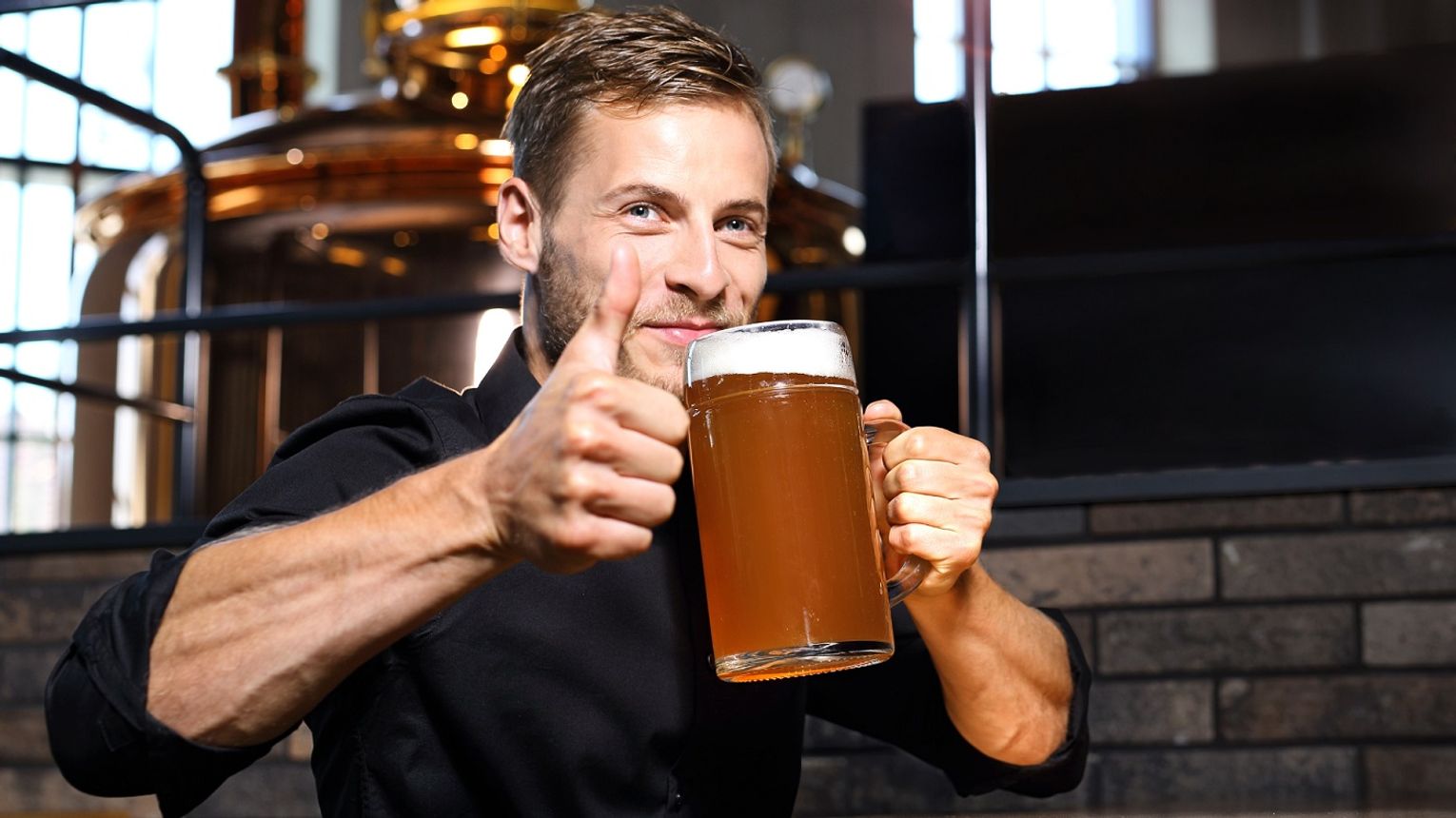 Pijemy coraz mniej piwa. Browary są w opałach