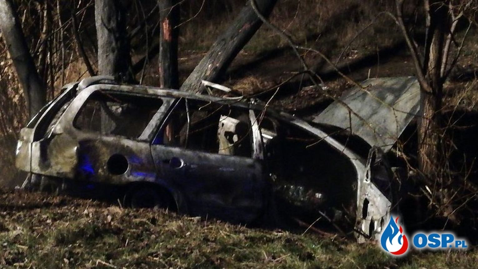 Tajemniczy pożar auta [ZDJĘCIA]
