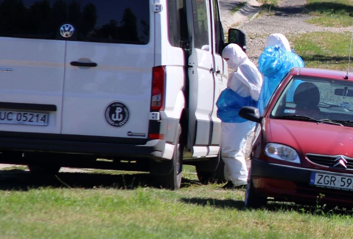 Dwie zakażone osoby zmarły. Wzrost liczby zakażeń w powiecie Dwie zakażone osoby zmarły. Wzrost liczby zakażeń w powiecie